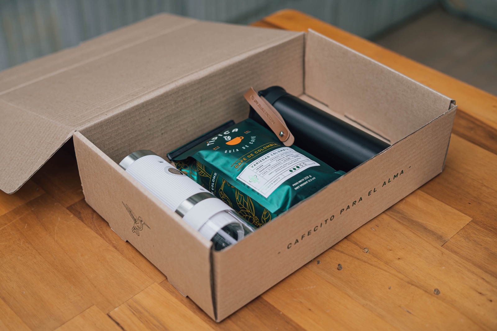 KIT Café + Molino Electrico + Termo - Café Típica